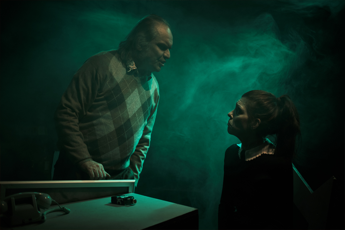 Rabbit Hole Theater Essen – Offizielle Webseite des Rabbit Hole Theaters