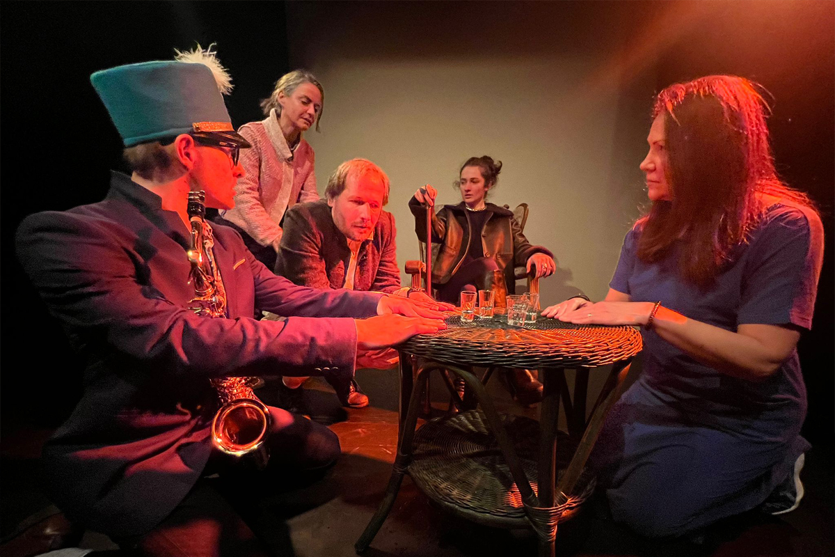 Rabbit Hole Theater Essen – Offizielle Webseite des Rabbit Hole Theaters